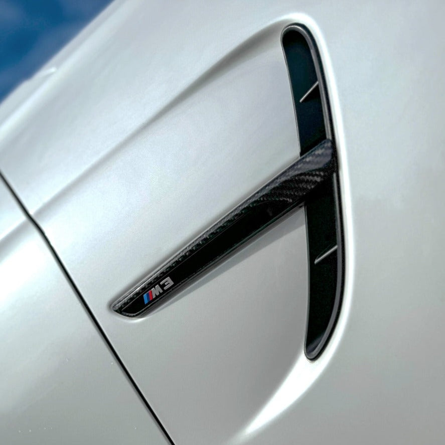 Carbon Fiber Fender Vent Trim Set for BMW F80 M3 and F82 F83 M4 – Vescaa
